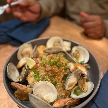 CATCH 27 - Updated July 2024 - 949 Photos & 892 Reviews - 40 Charlotte ...