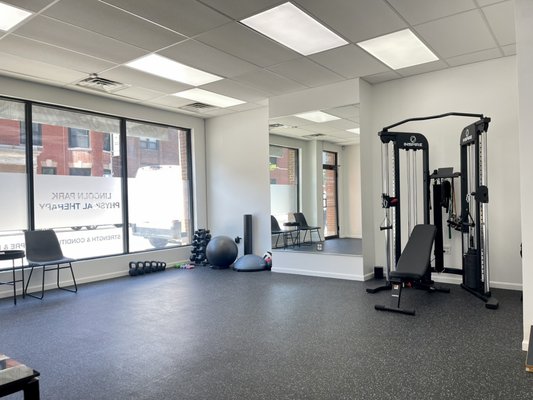 LINCOLN PARK PHYSICAL THERAPY - Updated July 2025 - 13 Reviews - 2911 N ...