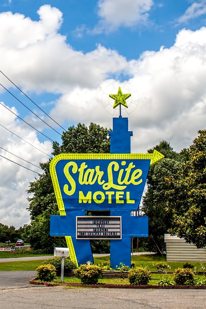STARLITE MOTEL - Updated July 2025 - 240 Starlite Rd, Mount Airy, North ...