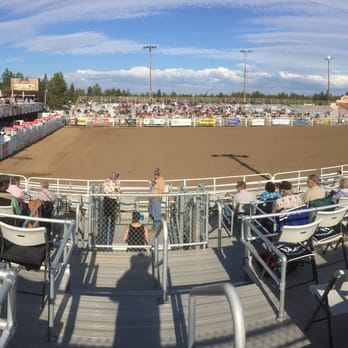 SISTERS RODEO ASSOCIATION - Updated August 2025 - 220 W Cascade Ave ...