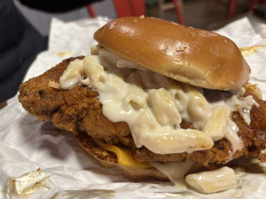 CHIX CHICKEN & WAFFLES - Updated October 2025 - 35 Central Ave NW, Le ...