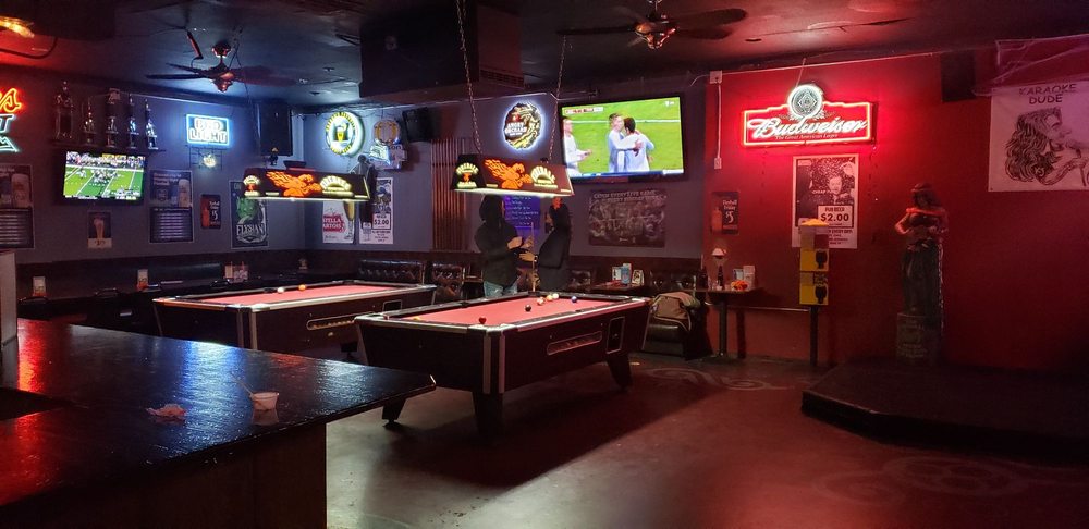 THE HERITAGE PUB | 26 Photos & 53 Reviews | 10601 SE 82nd Ave, Happy ...