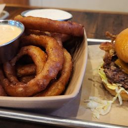 BURGER BENCH - Updated December 2025 - 191 Photos & 120 Reviews - 230 ...