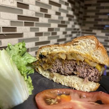 CHILLERS GRILL - Updated December 2025 - 352 Photos & 525 Reviews ...