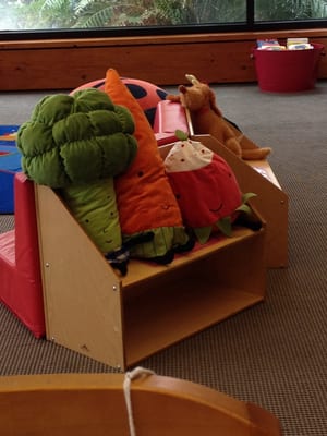 LITTLE TOKYO BRANCH LIBRARY - Updated December 2025 - 35 Photos & 34 ...