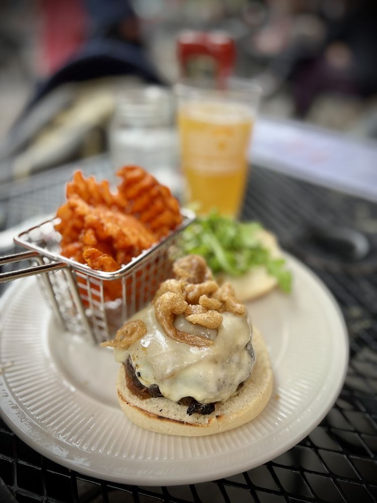 RED’S PLACE - 159 Photos & 232 Reviews - 107 N Aurora St, Ithaca, New ...