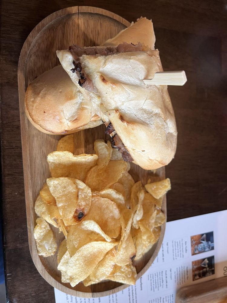 CHAMBERS BAY DISTILLERY TOWN CENTER TASTING ROOM - Updated May 2025 ...