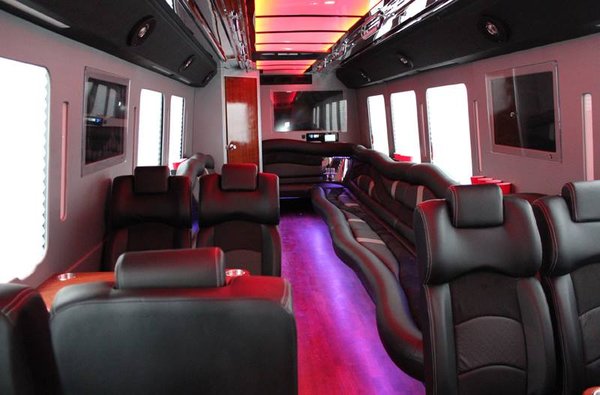 A SAVANNAH NITE CINCINNATI LIMOUSINE & EVENT BUS SERVICES - Updated ...
