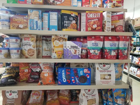 BB’S GROCERY OUTLET - Updated November 2025 - 430 N Market St ...