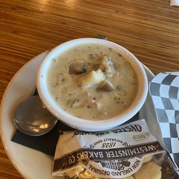 BRIDGESIDE - 302 Photos & 225 Reviews - 745 Wa Na Pa St, Cascade Locks ...