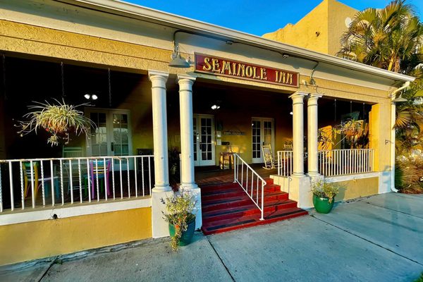 SEMINOLE INN - Updated May 2026 - 117 Photos & 62 Reviews - 15885 SW ...