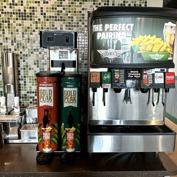 WINGSTOP - Updated May 2026 - 18 Photos & 13 Reviews - 9113 Metcalf Ave ...