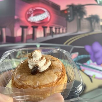 OUTCAST DOUGHNUTS - Updated August 2024 - 179 Photos & 108 Reviews ...