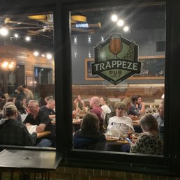 TRAPPEZE PUB - Updated October 2025 - 301 Photos & 572 Reviews - 269 N ...