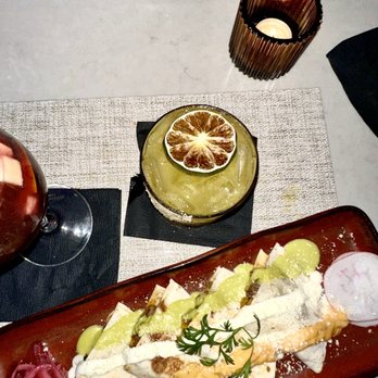 FRIDA MIDTOWN - Updated August 2024 - 513 Photos & 209 Reviews - 214 E ...