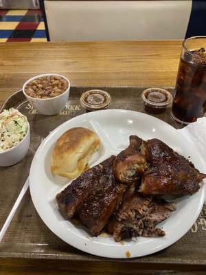 SPRING CREEK BARBEQUE - 38 Photos & 124 Reviews - 660 South Main St ...