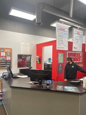 WHEEL WORKS - Updated April 2026 - 36 Photos & 154 Reviews - 2955 S ...