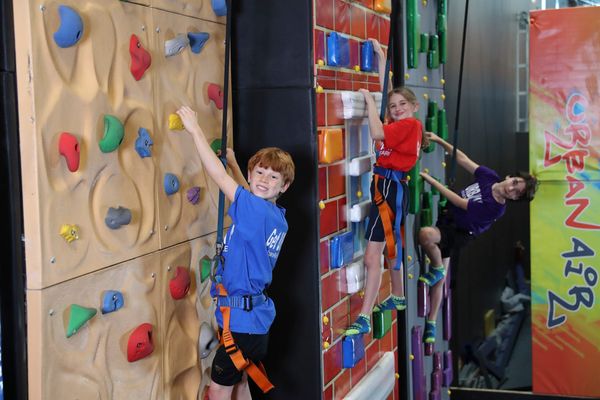 URBAN AIR TRAMPOLINE AND ADVENTURE PARK - 12 Photos & 56 Reviews - 3580 ...