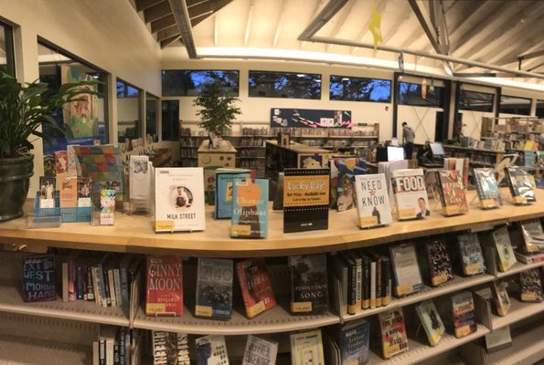 MULTNOMAH COUNTY LIBRARY - CAPITOL HILL - Updated November 2025 - 12 ...