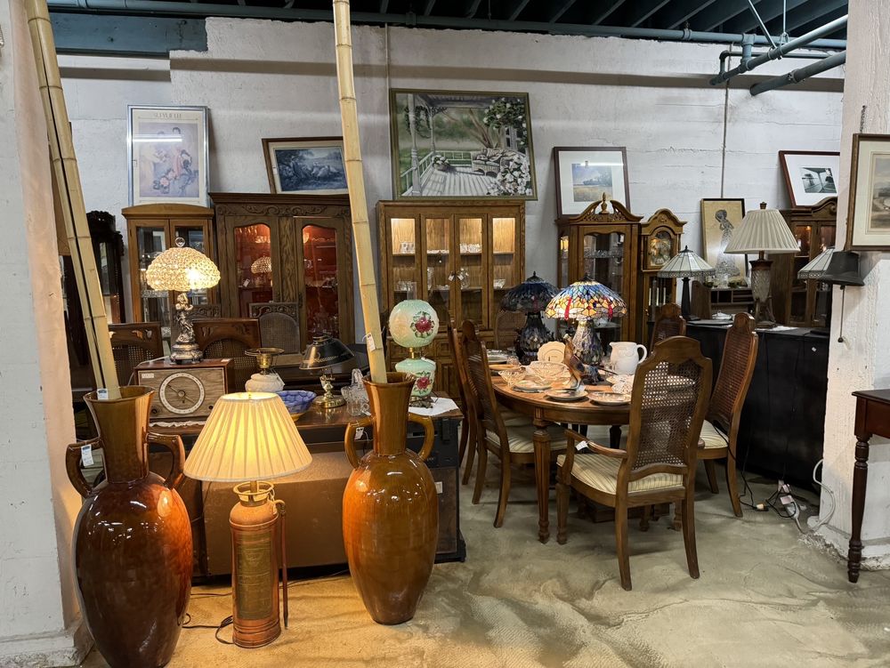KING RICHARD’S ANTIQUE CENTER - Updated October 2024 - 1008 Photos & 246 Reviews - 12301 ...