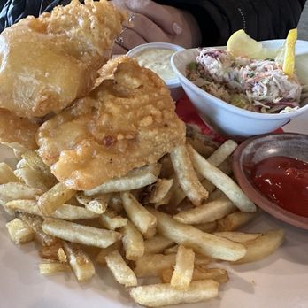 7 DEVILS WATERFRONT ALEHOUSE - Updated November 2024 - 281 Photos & 311 ...