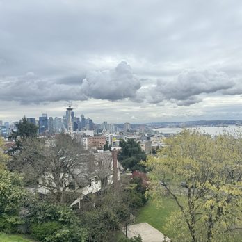 KERRY PARK - Updated August 2024 - 2015 Photos & 1034 Reviews - 211 W ...