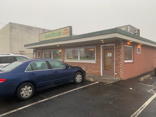 RADCLIFFE CAFE - Updated October 2025 - 41 Photos & 99 Reviews - 1705 ...