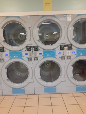 MOHAWK LAUNDRY - Updated May 2025 - 35 Photos & 44 Reviews - 2152 ...