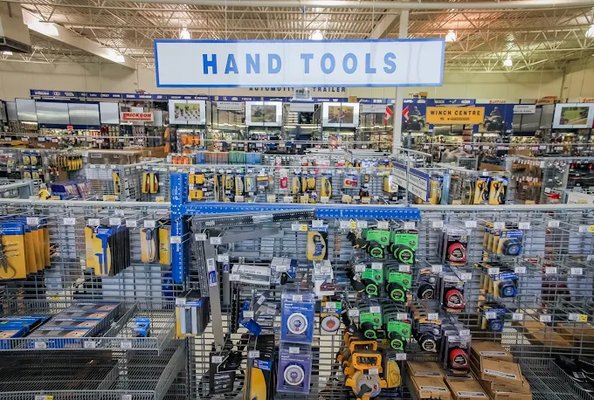 PRINCESS AUTO - Updated December 2025 - 10 Photos - 2828 Idylwyld Drive ...