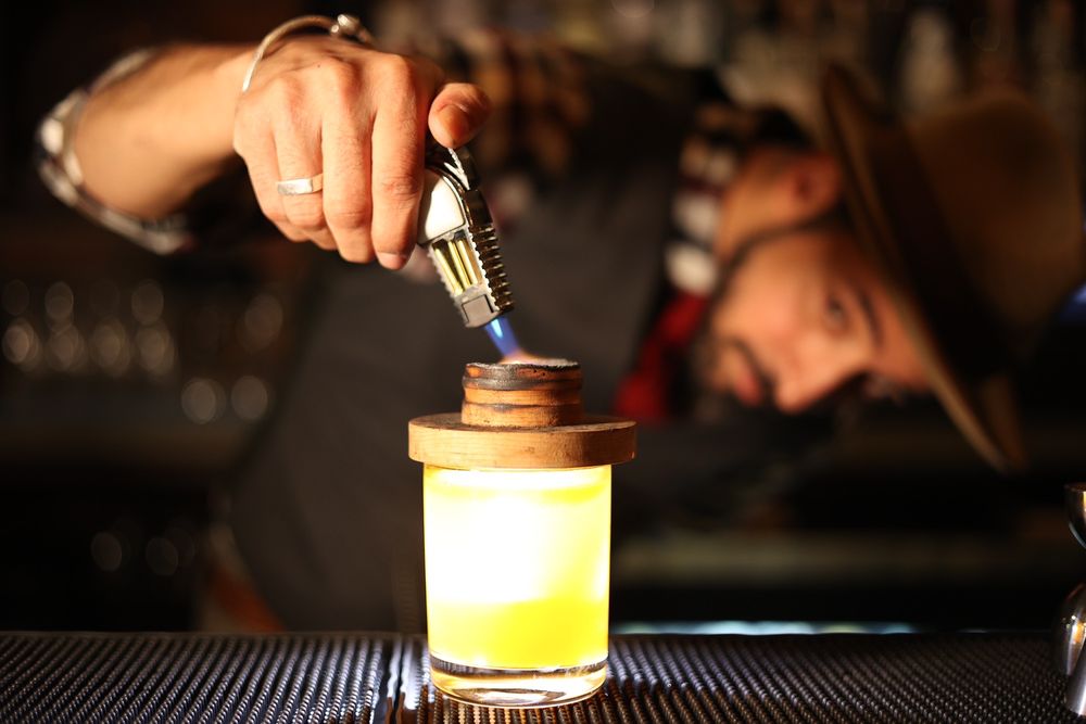 COCTELERIA PERLA NEGRA - Updated January 2025 - 39 Photos & 24 Reviews ...