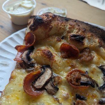 REVOLVER PIZZA - Updated December 2025 - 64 Photos & 65 Reviews - 388 ...