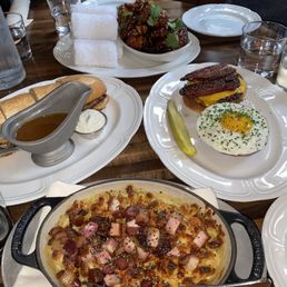 AU CHEVAL - Updated December 2025 - 2966 Photos & 1308 Reviews - 33 ...