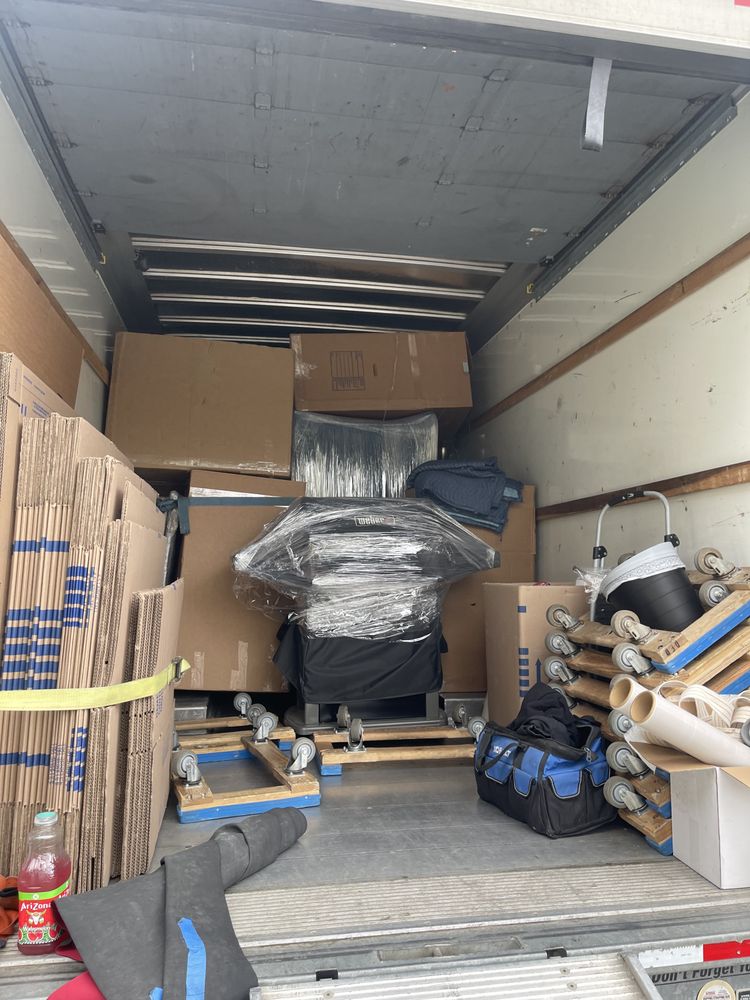 CLEAN SLATE MOVERS - Updated October 2025 - 10 Photos - 2251 W Devon ...