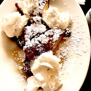 BETWEEN ROUNDS BAKERY SANDWICH CAFE’ - 51 Photos & 83 Reviews ...