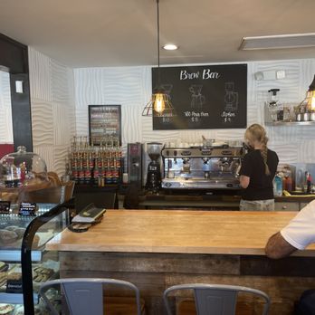 DEEP BARREL ROASTERS & CREAMERY - Updated July 2024 - 341 Photos & 314 ...