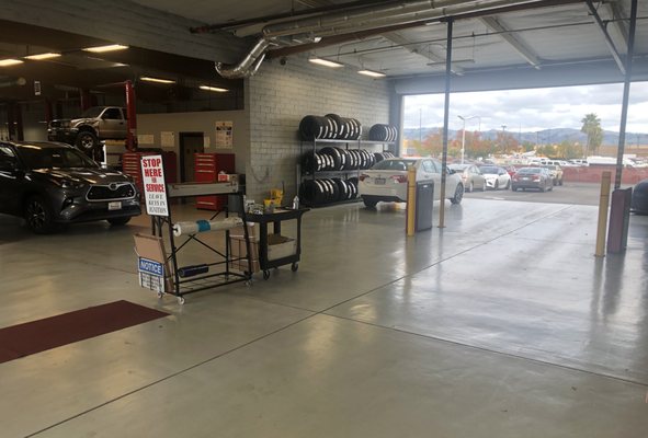 FREEWAY TOYOTA OF GILROY - Updated December 2025 - 50 Photos & 204 ...