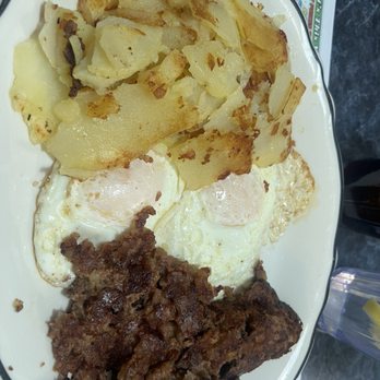 TRIPLETS FAMILY RESTAURANT - Updated September 2025 - 145 Photos & 157 ...