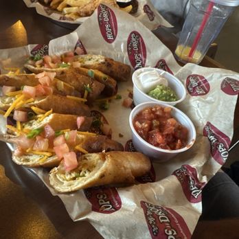 HOPS N DROPS - Updated June 2025 - 67 Photos & 44 Reviews - 210 NE ...
