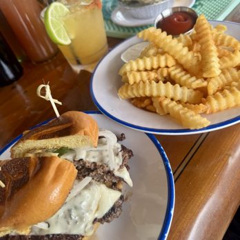 GRAMPS GETAWAY - Updated September 2025 - 357 Photos & 124 Reviews ...