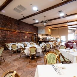 BELLA LUNA - Updated July 2025 - 468 Photos & 609 Reviews - 350 W Main ...