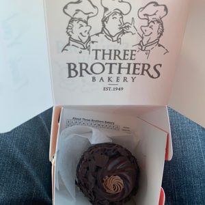 THREE BROTHERS BAKERY - 379 Photos & 299 Reviews - 4036 S Braeswood ...