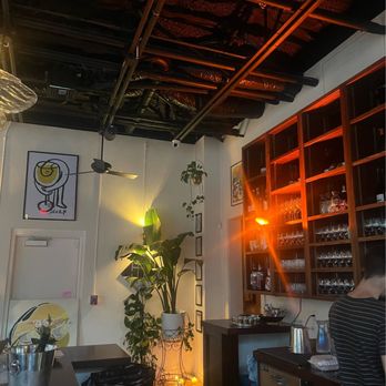 THE TELL ME BAR - Updated May 2024 - 30 Photos & 15 Reviews - 1235 St ...