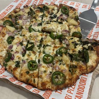 TANDOORI PIZZA - Updated May 2025 - 107 Photos & 138 Reviews - 3181 ...
