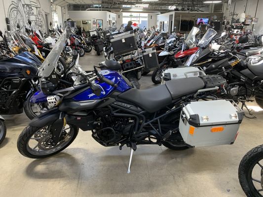 MOTORADO - Updated December 2025 - 15 Photos & 65 Reviews - 5603 W 6th ...