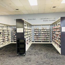 CHESAPEAKE PUBLIC LIBRARY - 136 Photos & 18 Reviews - 298 Cedar Rd ...