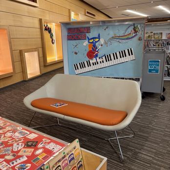 BRAMBLETON LIBRARY - Updated December 2025 - 51 Photos & 17 Reviews ...
