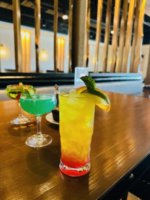 SUN BAR & GRILL - Updated December 2025 - 94 Photos & 34 Reviews - 586 ...