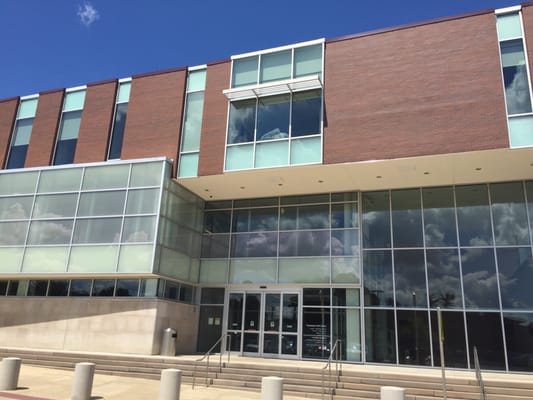 CHAMPAIGN PUBLIC LIBRARY - Updated October 2025 - 11 Photos & 49 ...