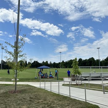 HAL AND BERNI HANSON REGIONAL PARK - Updated October 2025 - 17 Photos ...