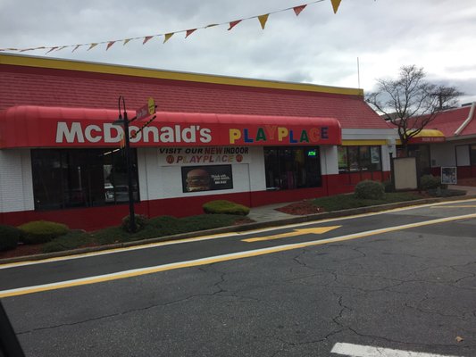 MCDONALD’S - Updated May 2026 - 14 Photos & 23 Reviews - 439 Bridgeport ...